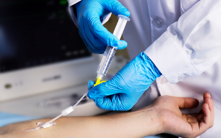 What Is A Prefilled Syringe? How Does It Differ From Traditional ...